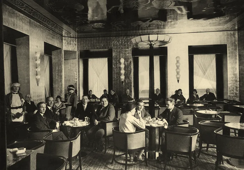 Rohkeutta olla oma itsensä – Karl ja Berta Fazerin tarina - Fazer.fi