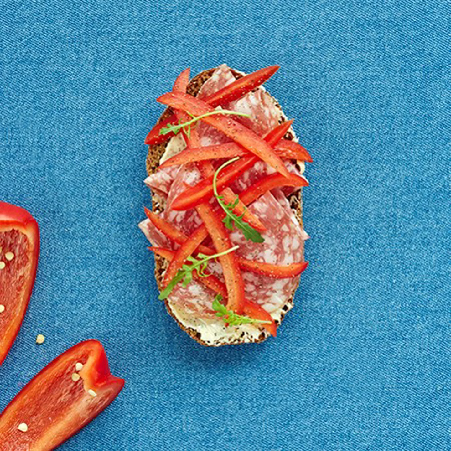 Pustan paprika-salamileipä - Fazer.fi
