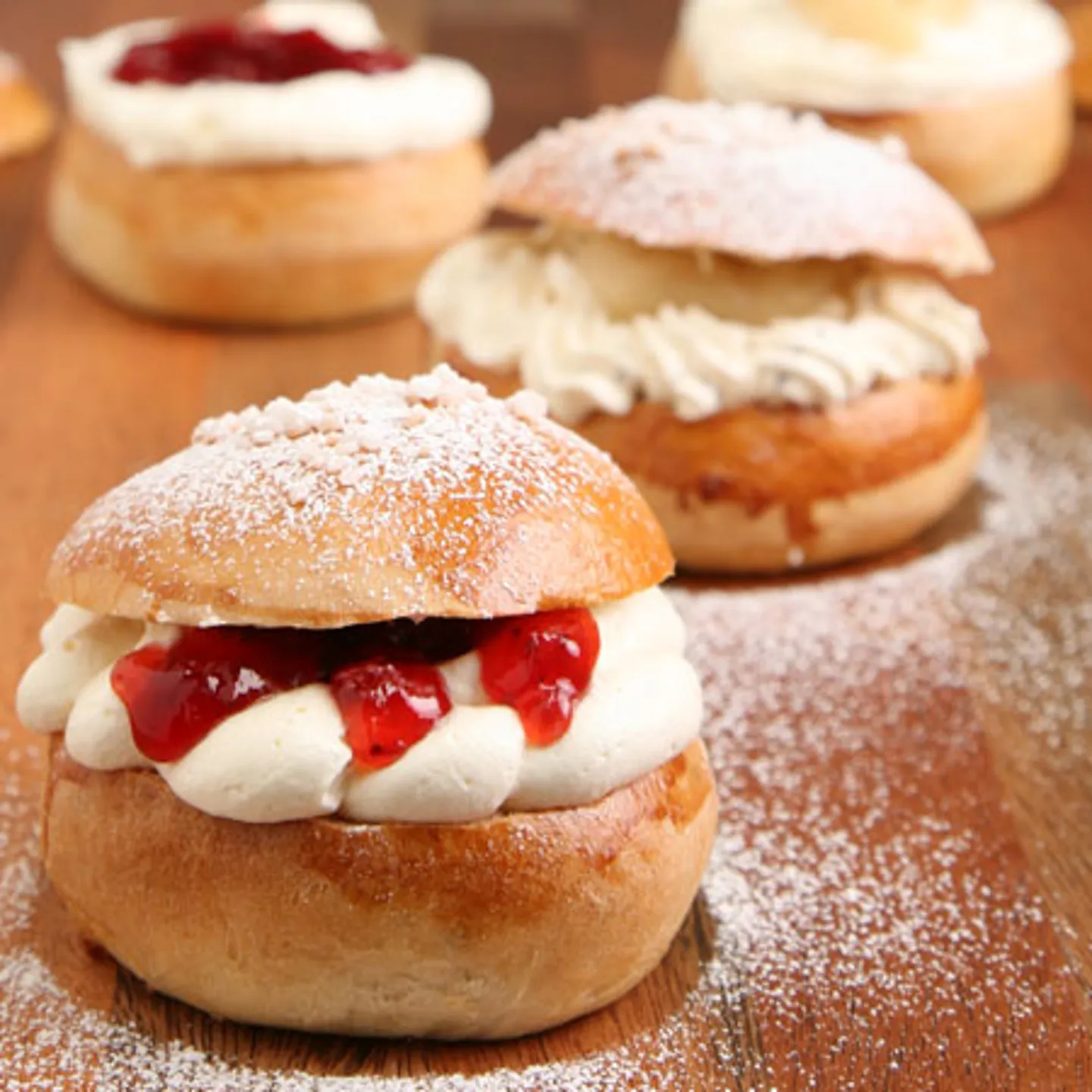 Laskiaispullat - Fazer.fi