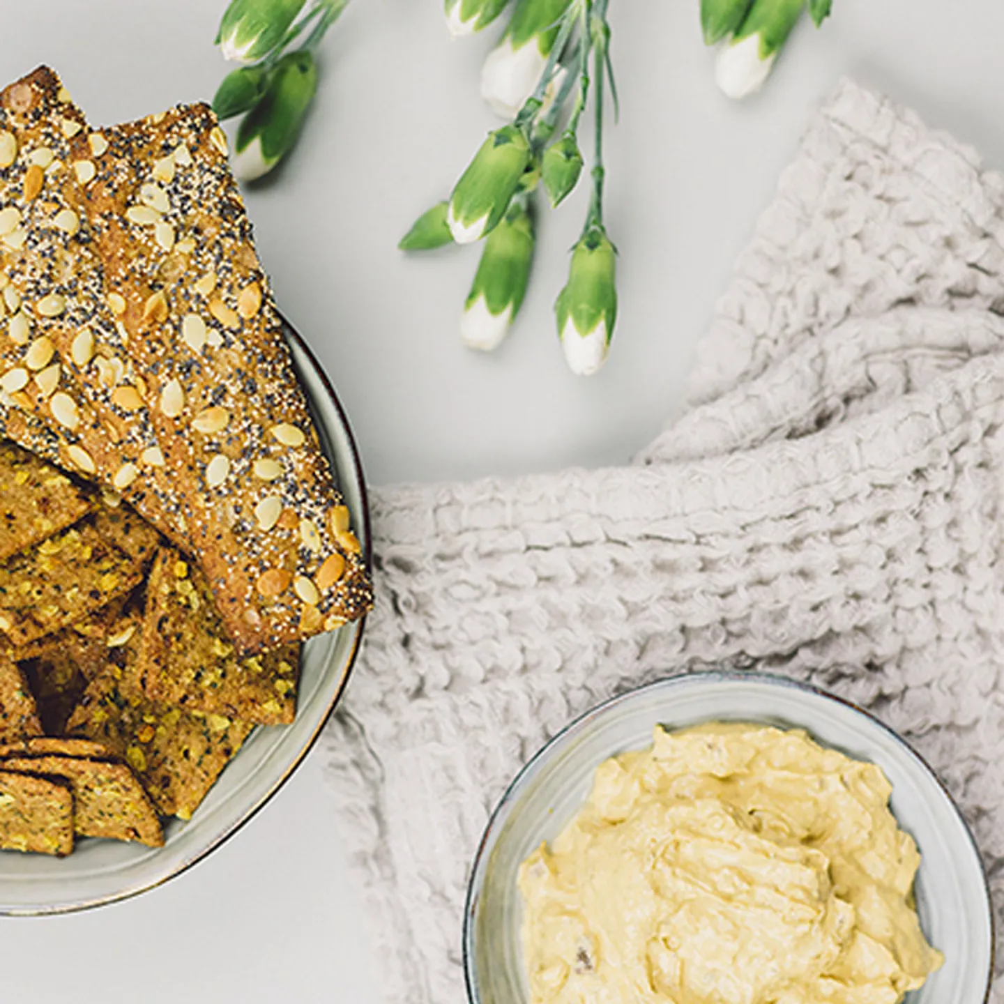 Tomaatti-oliividippi - Fazer.fi