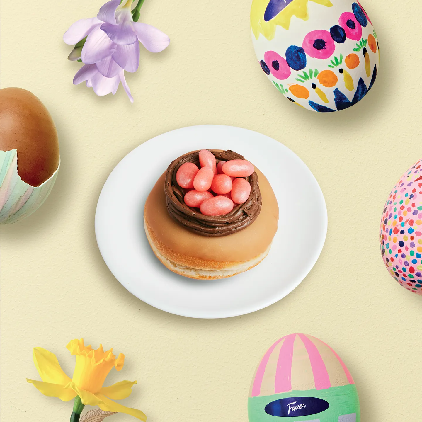 Pääsiäistipun pesä Omar-munkista - Fazer.fi