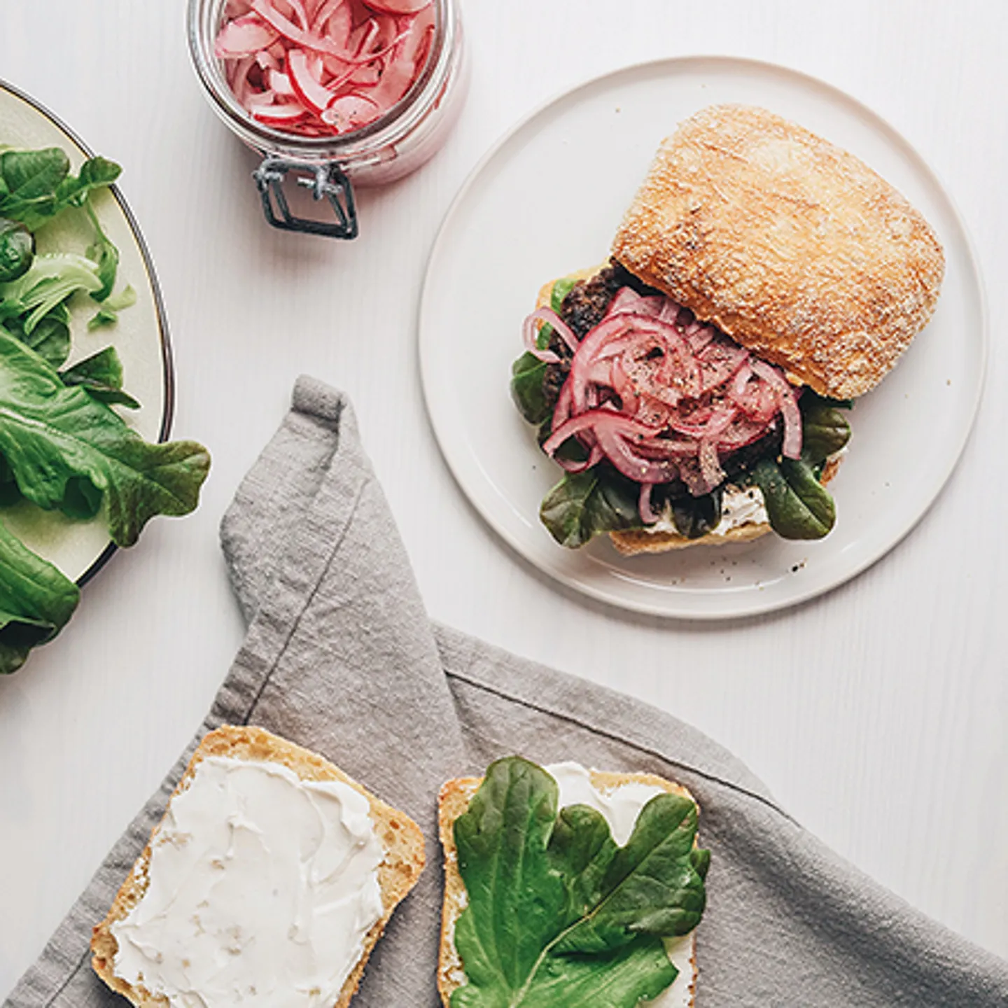 Helppo vegaaninen burgeri - Fazer.fi