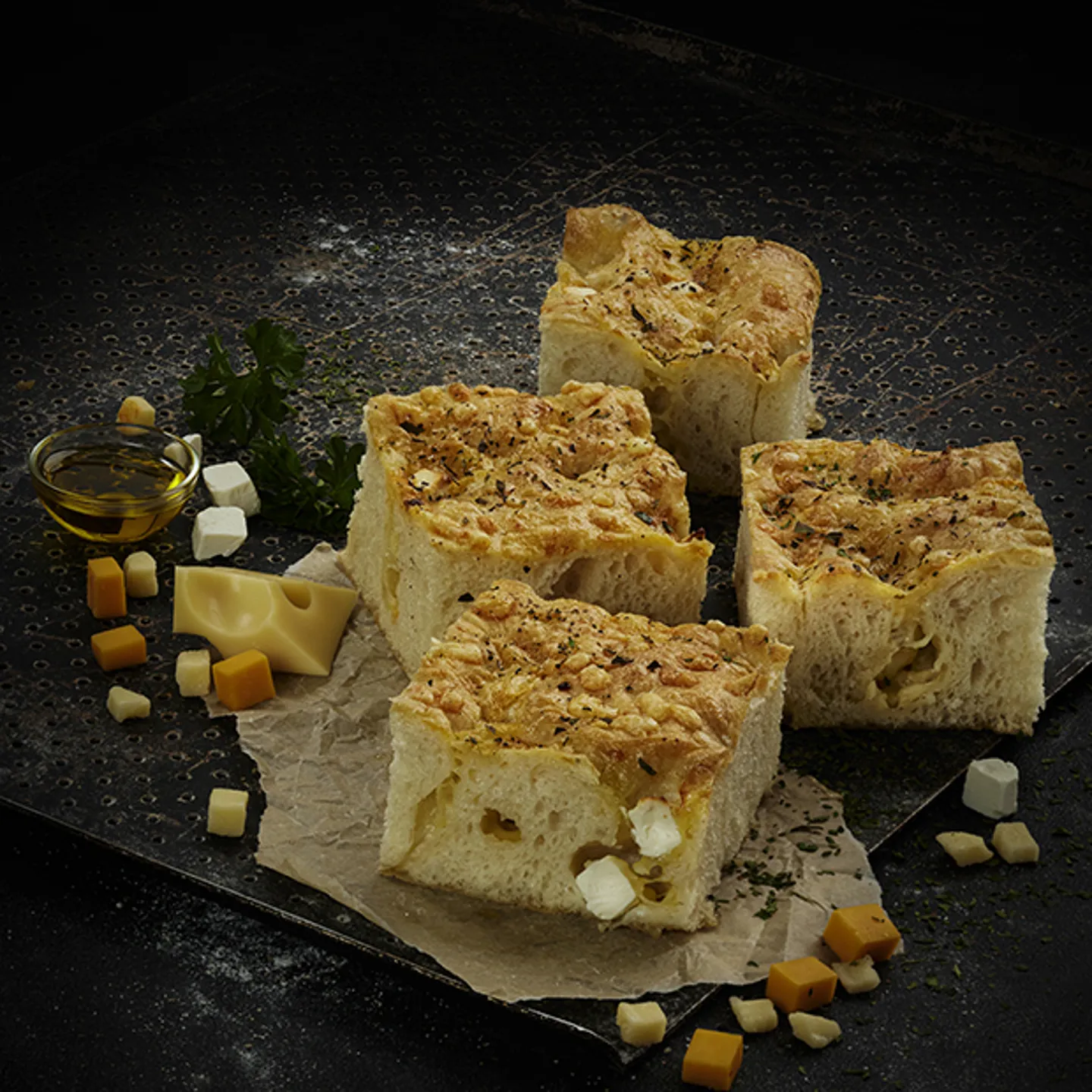 Fazer Leipurit Herkkufocaccia viisi juustoa kg - Fazer.fi